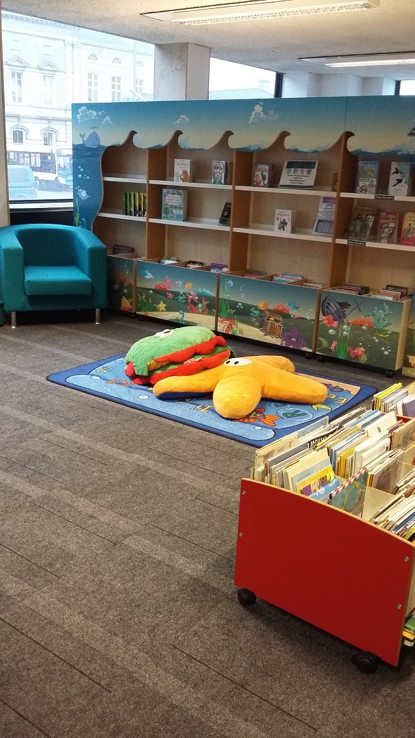 Grimsby Central Library | librarytouristblog